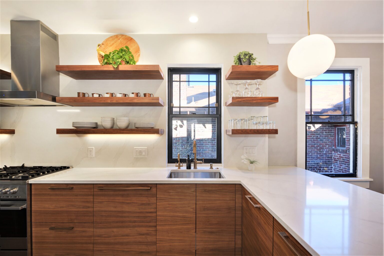 Modern Kitchen Cabinets: 7 Trends for 2024